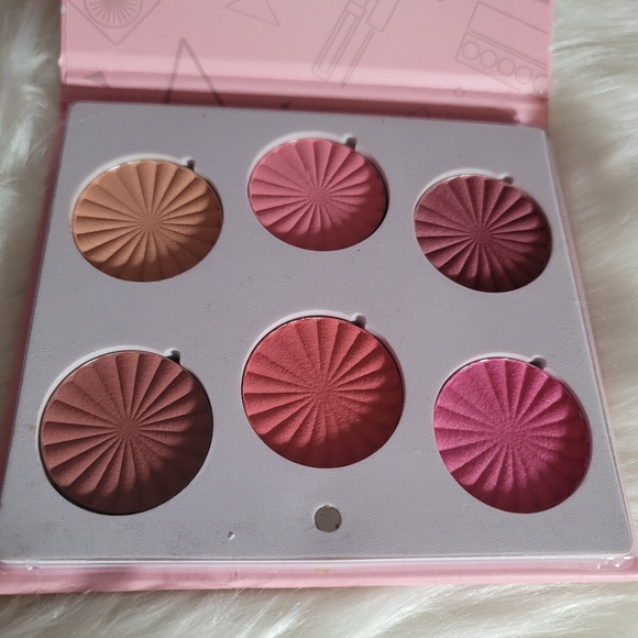 OFRA | Makeup | Ofra Blushful Palette Beautiful 6 Pan Blush Palette ...